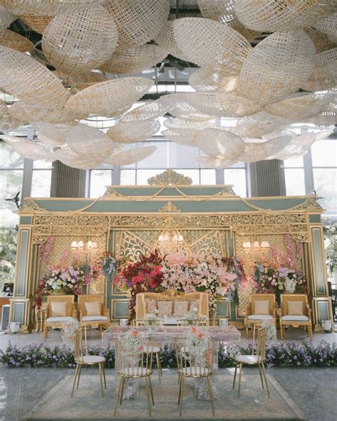12 Inspirasi Dekorasi Pernikahan Jawa Modern Hadirkan Nuansa Tradisional Namun Tetap Kekinian