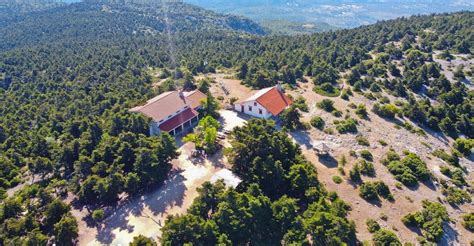 5 καταφύγια στην καρδιά της ελληνικής φύσης Travel Gr