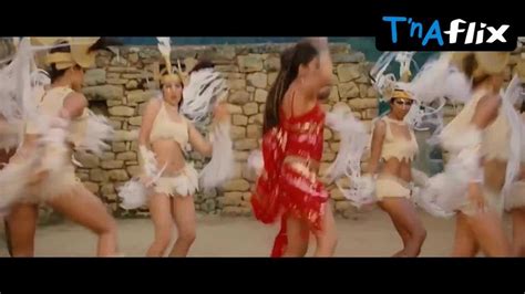 Aishwarya Rai Underwear Scene In Enthiran