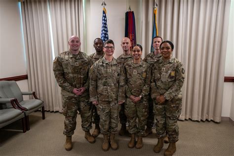 Us Army Candidates Continue To Master The Basic Rappelling