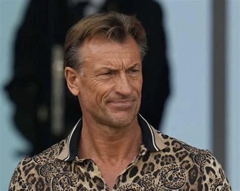 Football Léquipe De France Sur Le Point De Perdre Son Coach