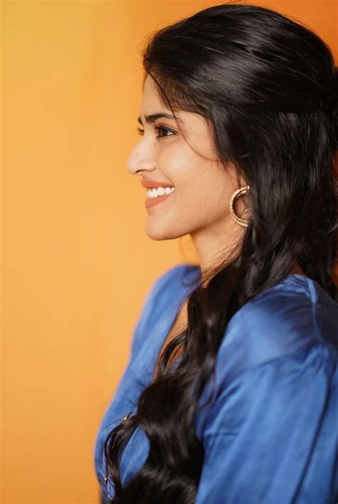 மேகா ஆகாஷ் Photos And Images 31342 Filmibeat Tamil