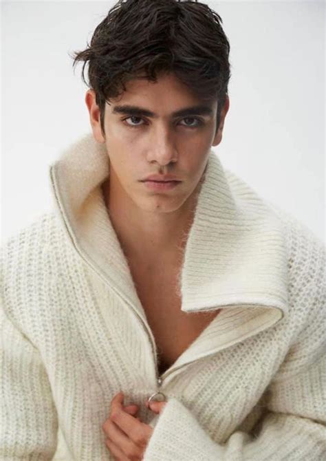 Sergio Perdomo D`management Young Male Model Hot Sweater Espn Body