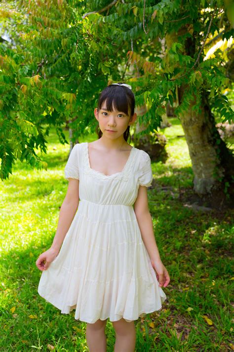 Nao Kanzaki And A Few Friends Marina Nagasawa Wanibooks Gravure Collection Part Two