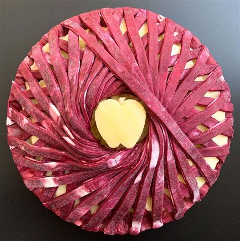 Cosmic Crisp Apple Pie With Signature Spoke Lokokitchen Food Art