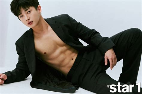 kim min seok actor abs 남자들 남자 몸