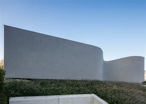 Office O Architects Uses Flowing Lines To Create Villa Mq
