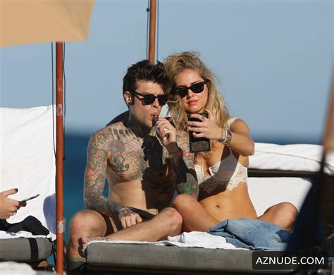 CHIARA FERRAGNI Nude AZNude