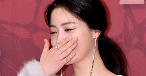 T포토 류효영 아이 수줍어