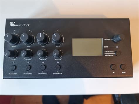 E Rm Multiclock Reverb
