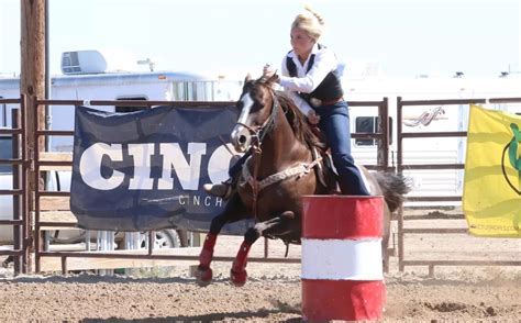 Kiger Rosander Lead Csc At Cheyenne Rodeo Kcsr Kbpy