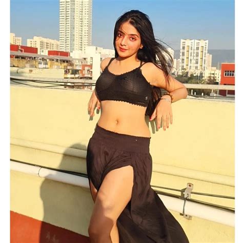 Khushi Dubey Navel Rnavelnsfw