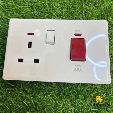 Luxury Screwless White Cooker Socket Tungsten Electricals