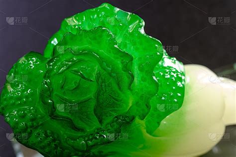 白菜玉雕孤立上黑