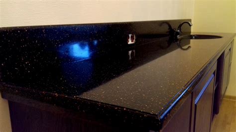 Столешница со встроенной мойкой 85 фото