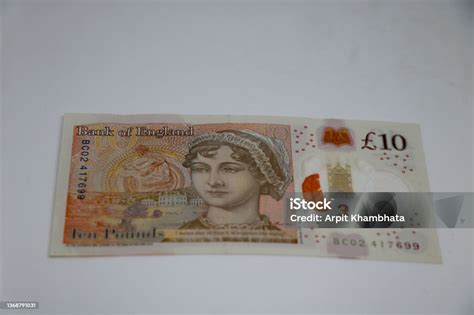 고립 된 백 그라운드와 10 영국 파운드 스털링 통화 노트의 이미지 0명에 대한 스톡 사진 및 기타 이미지 0명 구매