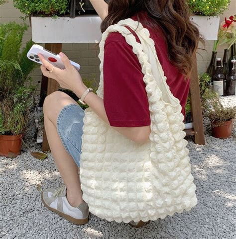 5컬러 볼록 엠보 숄더백 여성 가방 퀼팅 퀼티드 구름백 구름가방 패딩 빅사이즈 토트백 장바구니 쇼퍼 가벼운 에코백 에이블리