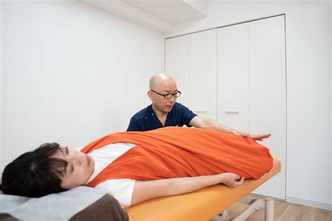 坐骨神経痛に悩むあなたへ｜札幌中央区の整体院が行う段階別アプローチとは？ 札幌中央区｜肩こり・疲労・腰痛を再起動整体で改善｜ファミリア整体院