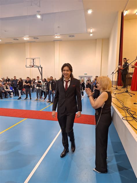 СУ Любен Каравелов СУ Любен Каравелов гр Пловдив