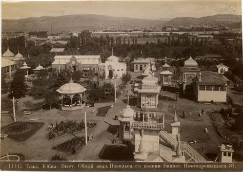 სითი კვირა • City Kvira საიუბილეო გამოფენა თბილისის ხედი ბაქოს ნავთობსაბადოს კოშკურიდან ფოტოს