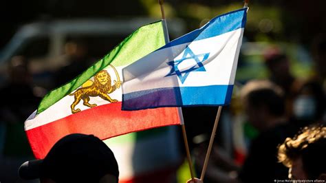 Израел и Иран как съюзниците станаха непримирими врагове Dw 2 10 2024