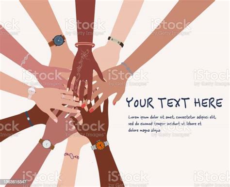 다양한 다민족과 다문화 사람들의 원에서 서로의 위에 손을 얹고 있습니다 커뮤니티 팀 컨셉 다른 인종과 문화의 사람 또는 사회 인종 평등 동맹에 대한 스톡 벡터 아트 및 기타