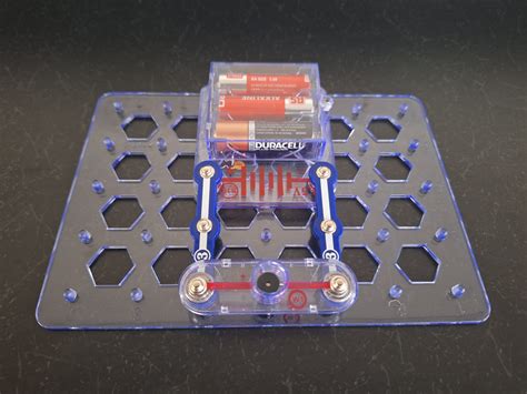 Making Circuits Provocation NUSTEM
