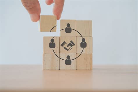 성장하는 조직 시너지 효과와 링겔만 효과 Trends 더플랩 인사이트