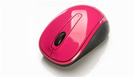 Going Wireless The Pros And Cons Of Using A Wireless Mouse Techno Station