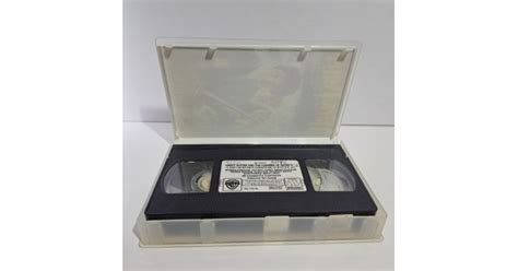 Ο ΧΑΡΙ ΠΟΤΕΡ ΚΑΙ Η ΚΑΜΑΡΑ ΜΕ ΤΑ ΜΥΣΤΙΚΑ 2002