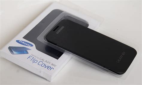 Samsung Galaxy S4 Black Leather Flip Cover