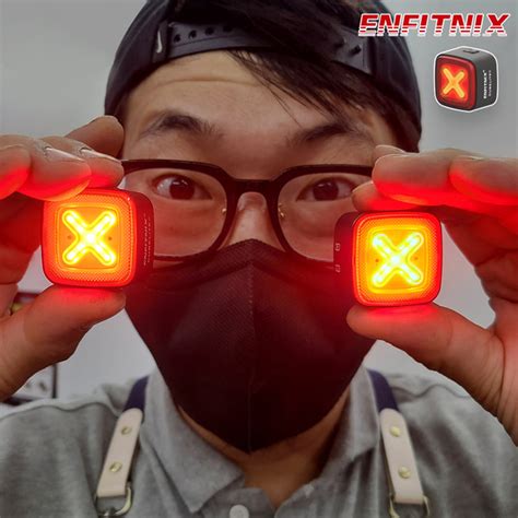 엔피트닉스 큐브라이트3k 자전거 후미등 충전식 자동 온오프 X브레이크 감속 센서 Led