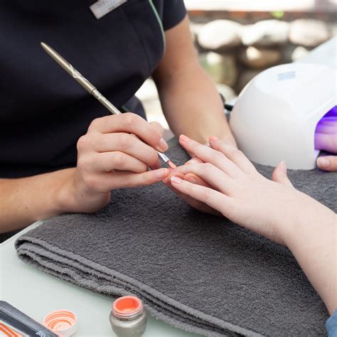 Gel Nail Application Isa Carstens Short Courses