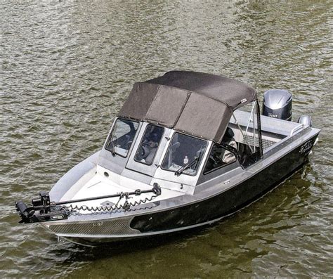 New 21 Buoy 10 Excel Boats