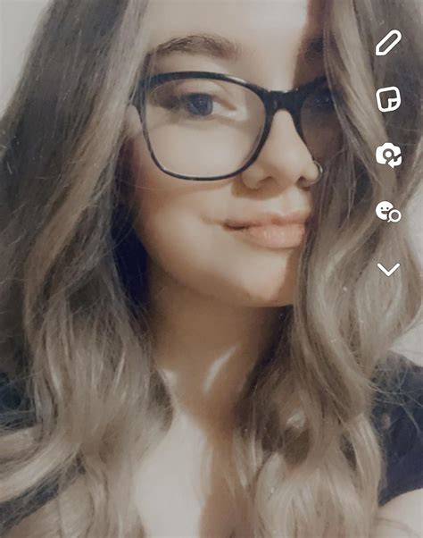 Above Knee Amputee Come See More Of Me 💋 R Amputeeporn