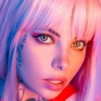 Dakota Blushing Nude Leaks Fapopedia