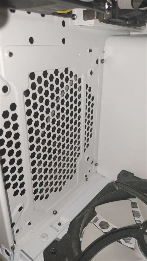 Is There A Vertical Pcie Bracketfor Mounting In An Extra Psu Slot