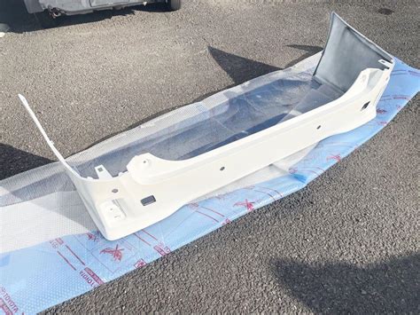 アルファード・ヴェルファイア Agh30w 純正リアバンパー カラーno 070 By メルカリ