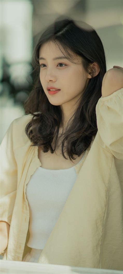 𝚅𝚎𝚛𝚜𝚒 𝚃𝚛𝚒𝚗𝚒𝚣𝚎𝚛𝚜 • Gadis Ulzzang Mode Wanita Wanita