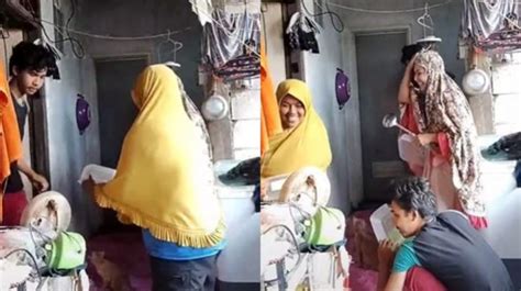 Kocak Keluarga Ini Syukuran Sambut Adik Perempuannya Baru Mandi Pakai