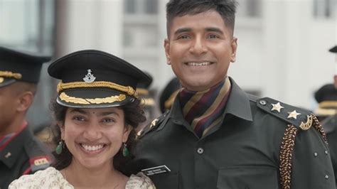 Amaran Twitter Review Sivakarthikeyan And Sai Pallavis Tamil Movie Wins Hearts Of Audience