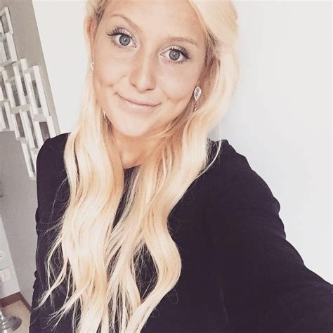 Julia Sperring Youtube