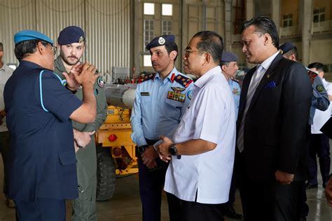 Malaysian Defence Minister Personally Inspects Current Condition Of