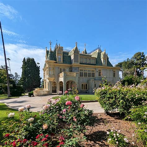 10 Gorgeous Medieval Castles In California That Are Totally Worth The Drive
