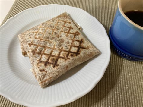 바나나 땅콩버터 또띠아 토스트