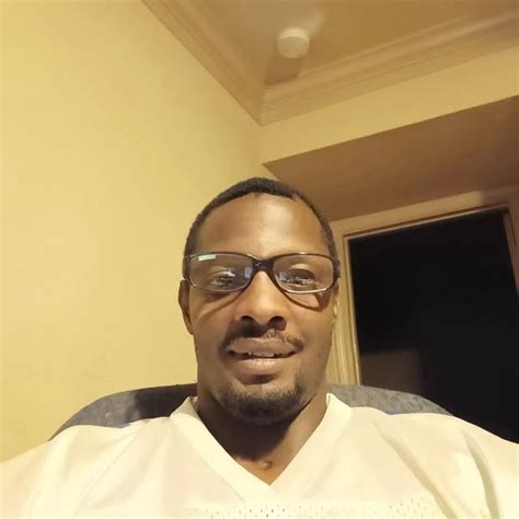 Ronald Momon Momon7146 • Threads Say More