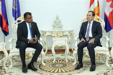 ទំព័រដើម អគ្គនាយកដ្ឋានវិទ្យុជាតិ