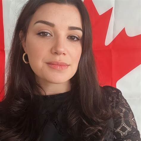 Dani Magalhães Danyvancity • Threads Say More