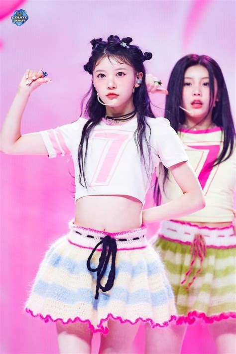 Pin On Kpop Stage Outfits 2