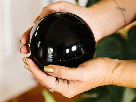 Step By Step Guide How To Use A Scrying Mirror Scrying Mirror